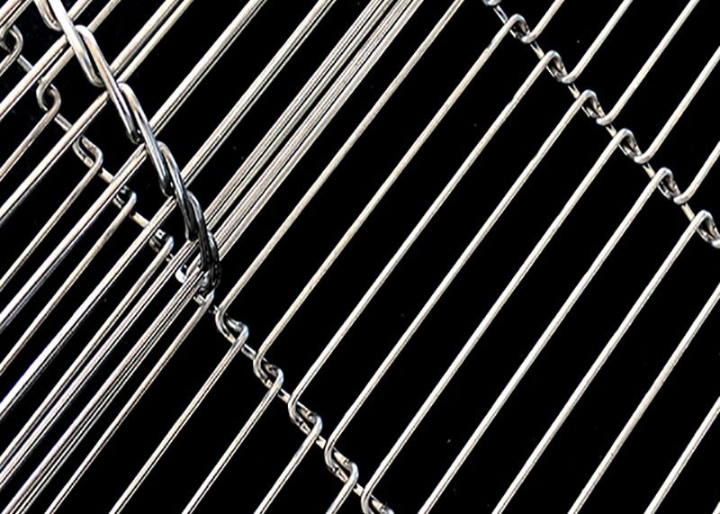 5mm Loop Width Flat Wire Mesh Conveyor Belt For Donuts Production